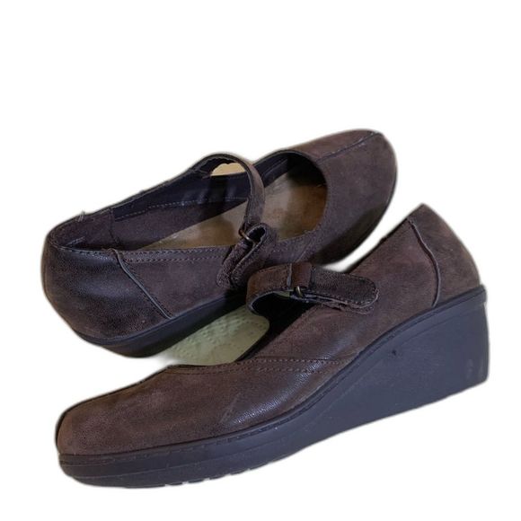 Nicole | Shoes | Nicole Mary Jane Wedges Shoes Women Brown 85 W Velvet ...